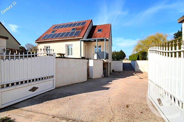 Maison à vendre - Château-Thierry, Centre-ville - 4 pièces - 3 chambres