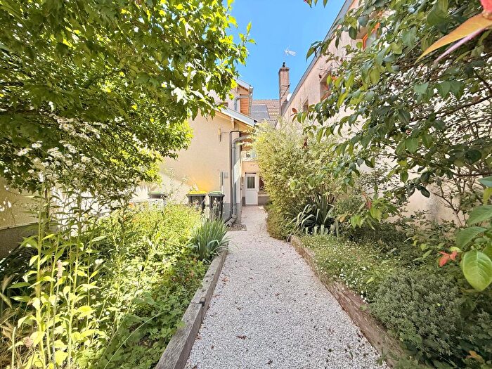 Maison 3 pièces à Pontailler-sur-Saône, à vendre