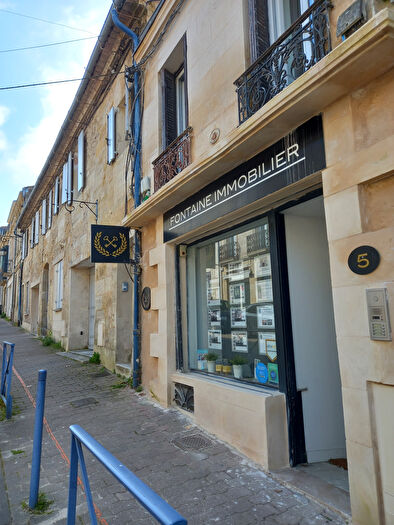 Maison à louer - Fargues-Saint-Hilaire - 5 pièces - 3 chambres
