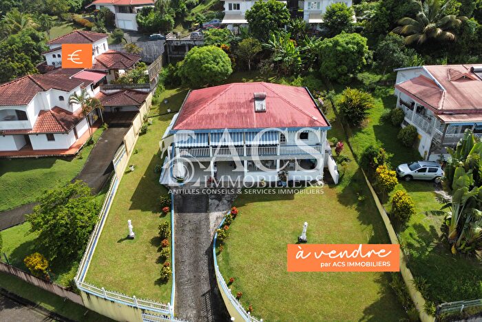 Maison à vendre - Saint-Joseph - 5 pièces - 3 chambres