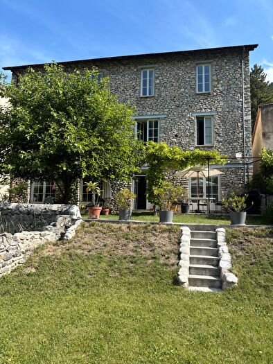 Châtillon-en-Diois : Maison 8 pièces à vendre