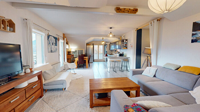 Appartement à vendre - Saint-Gervais-les-Bains - 4 pièces - 3 chambres