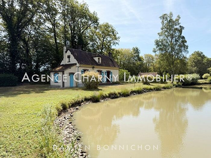 Maison 5 pièces à Saint-Fargeau, à vendre
