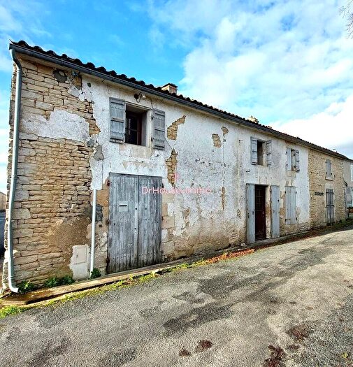 Maison à vendre - Cramchaban - 8 pièces - 4 chambres