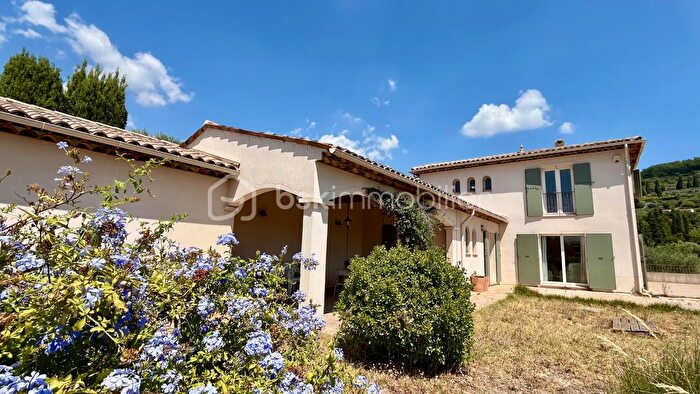 Grasse, Magagnosc, Saint-Mathieu : Maison 10 pièces à vendre