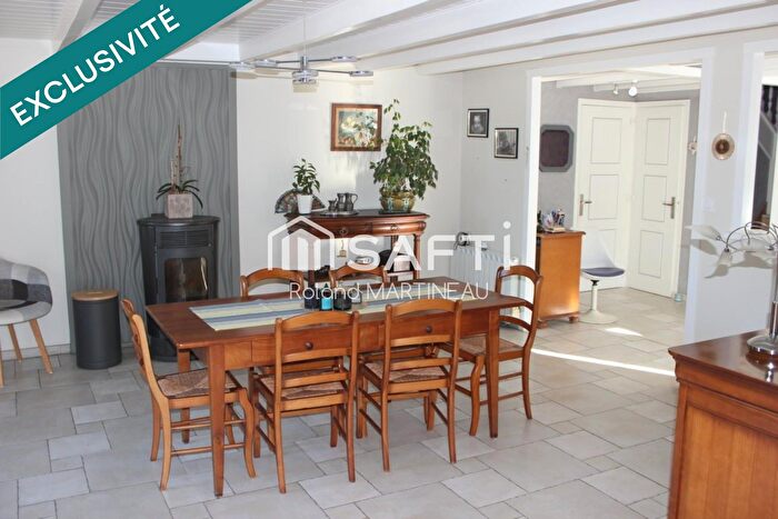 Maison 6 pièces à vendre à Saint-Denis-la-Chevasse
