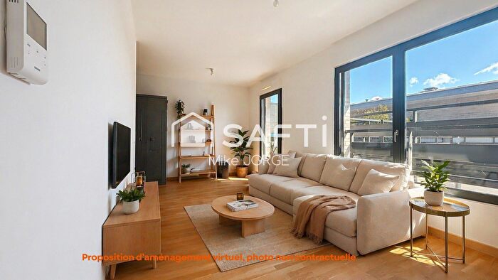 Appartement 2 pièces à Pontoise, Centre-ville, à vendre
