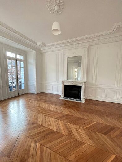 Appartement à louer - Paris ème arrondissement - 7 pièces - 4 chambres