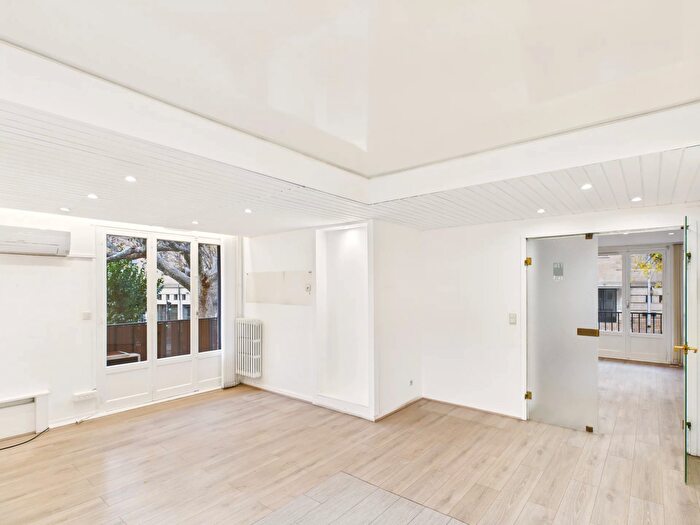 Appartement à vendre - Aix-en-Provence, Centre-ville - 4 pièces