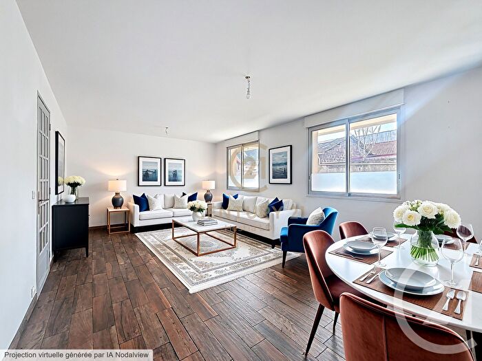 Appartement à vendre - Lyon e  - 4 pièces - 3 chambres