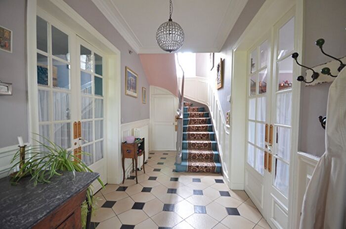 Maison à vendre - Châteauthierry Les Chesneaux - 6 pièces - 4 chambres