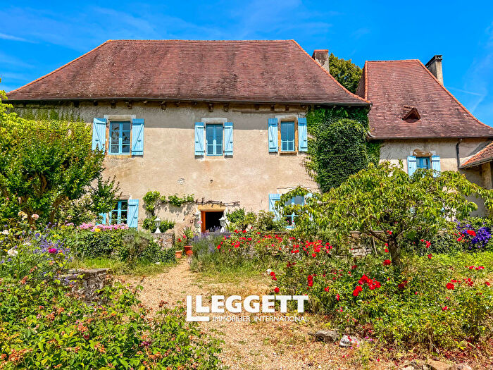 Maison à vendre - Thiviers - 6 pièces - 4 chambres