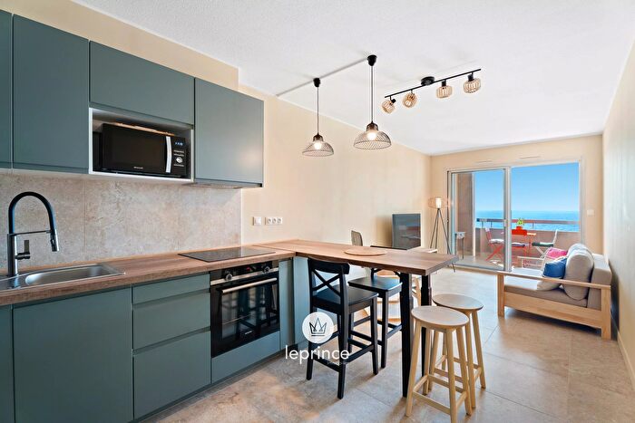 Nice, Promenade des Anglais, Rue de France : Appartement 3 pièces à louer