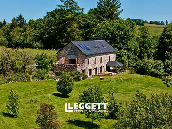 Maison 6 pièces à vendre à Saint-Hilaire-les-Courbes