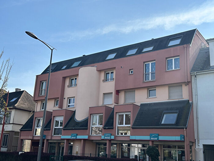 Appartement à vendre - Lingolsheim, Centre-ville - 4 pièces - 3 chambres