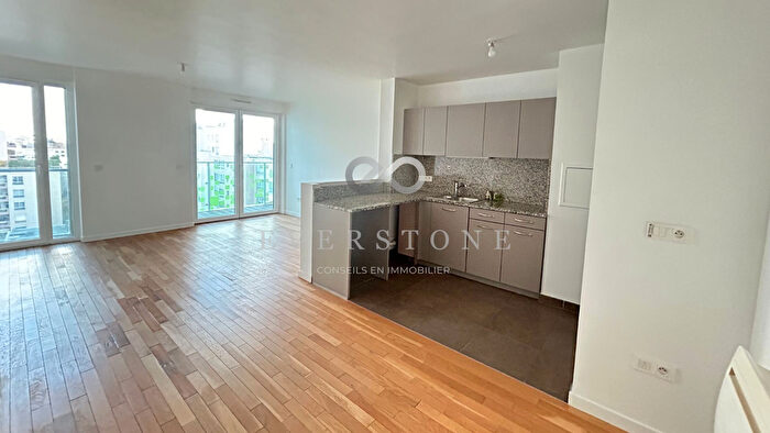 Appartement à louer - Courbevoie, Hôtel de ville - 2 pièces - 1 chambre