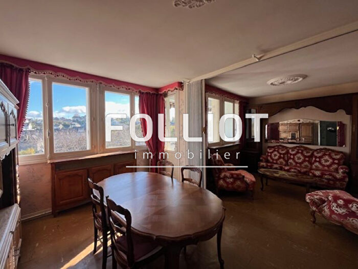 Appartement à vendre - Vire, Centre-ville, Gare - 4 pièces - 3 chambres