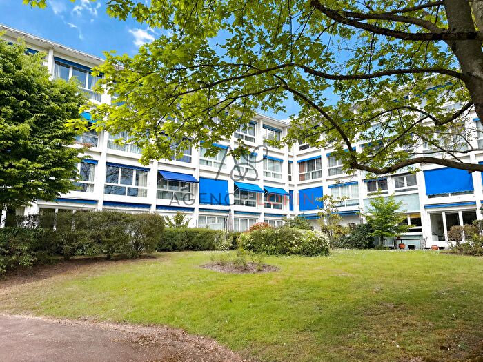 Appartement 3 pièces à Le Vésinet, à vendre
