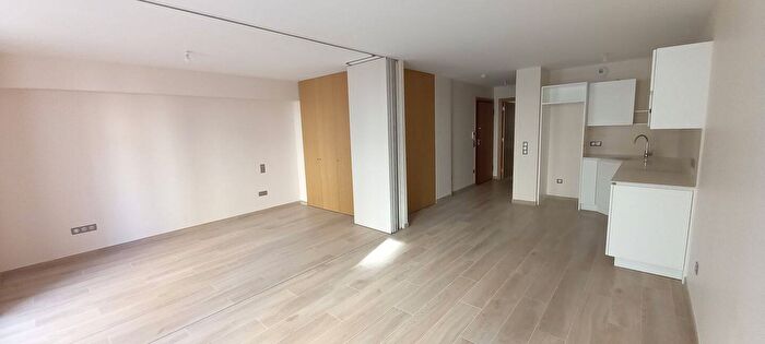 Appartement à louer - Mouton Duvernet, Paris ème arrondissement - 2 pièces - 1 chambre