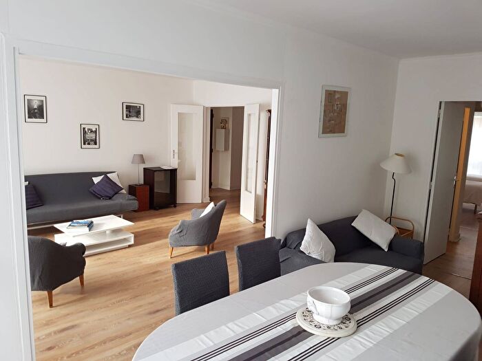 Appartement à louer - Saint Lambert, Paris ème arrondissement - 5 pièces - 3 chambres