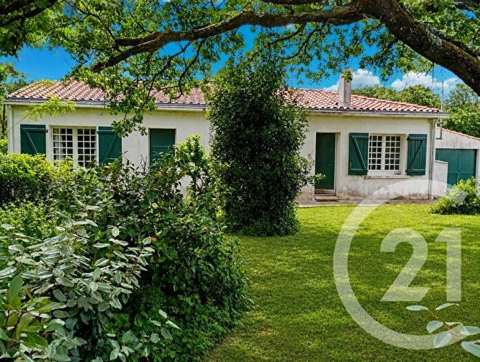 Brem-sur-Mer - Maison 5 pièces à vendre
