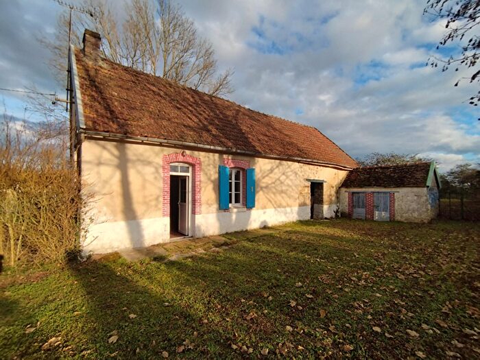 Maison à vendre - Soligny-les-Étangs - 2 pièces - 1 chambre