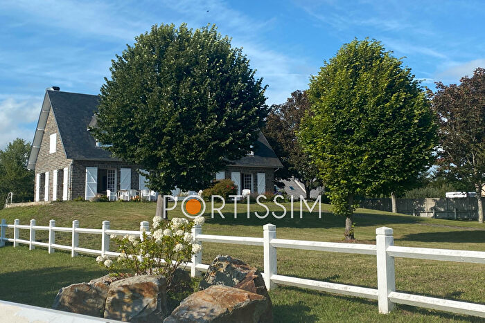 Hauteville-sur-Mer : Maison 7 pièces à vendre