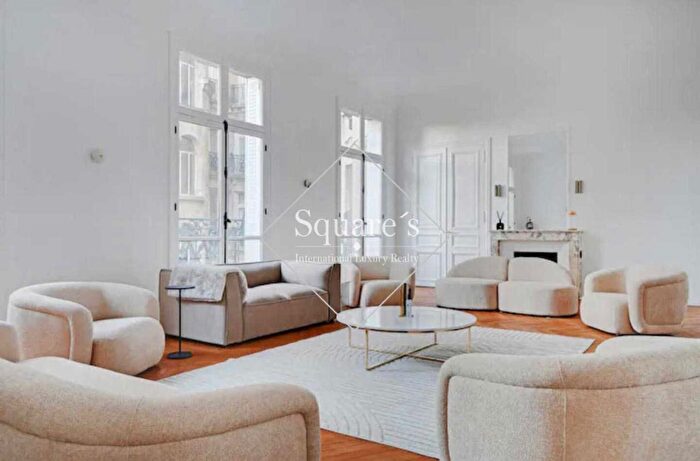Appartement 6 pièces à vendre - Paris 8ème, Mairie