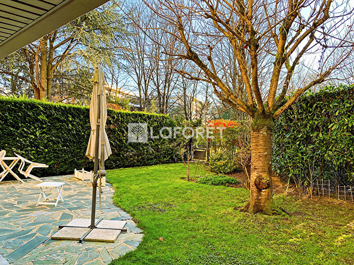 Appartement à vendre - Rocquencourt - 5 pièces - 3 chambres