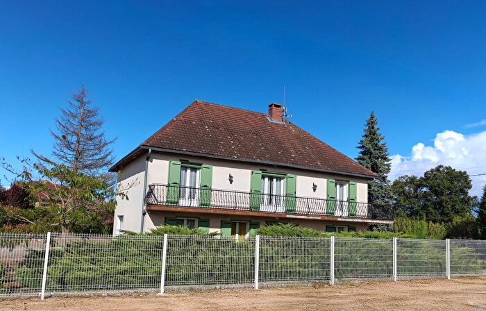 Maison 7 pièces à Villefranche-d'Allier, à vendre