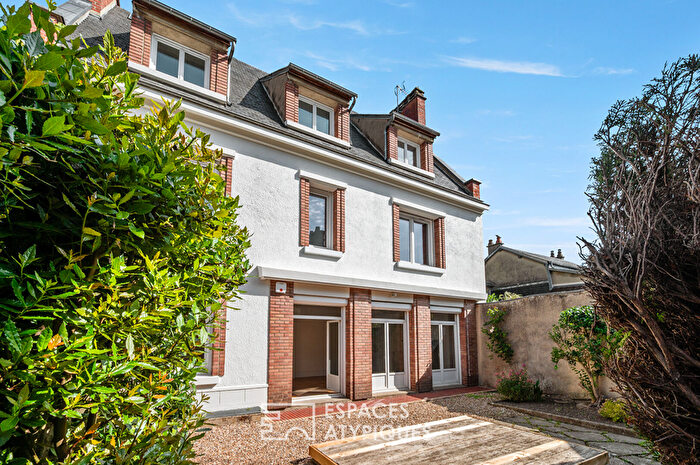 Maison à vendre - Évreux, Centre-ville - 10 pièces - 7 chambres
