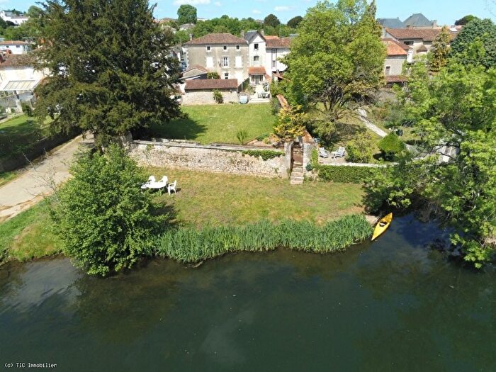 Civray : Maison 3 pièces à vendre