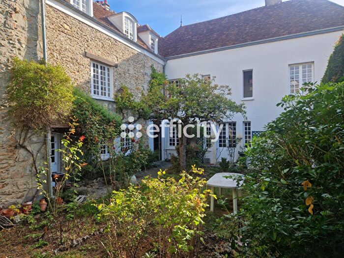 Maison 9 pièces à vendre à Épernon