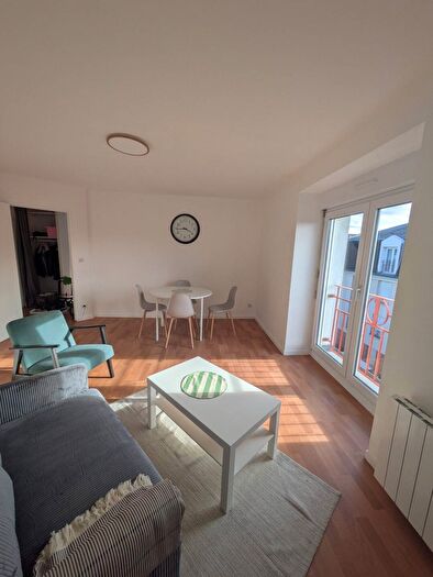 Appartement à louer - Fiacre-Chenault, Orléans - 2 pièces - 1 chambre