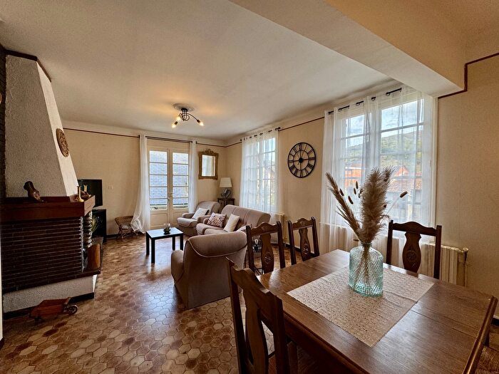 Maison à vendre - Audressein - 5 pièces - 4 chambres