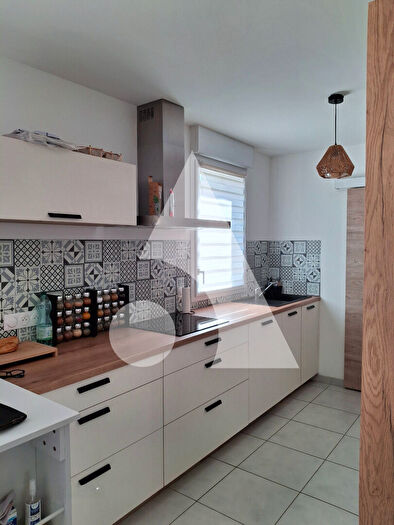 Maison à vendre - Saint-Lambert-la-Potherie - 5 pièces - 4 chambres