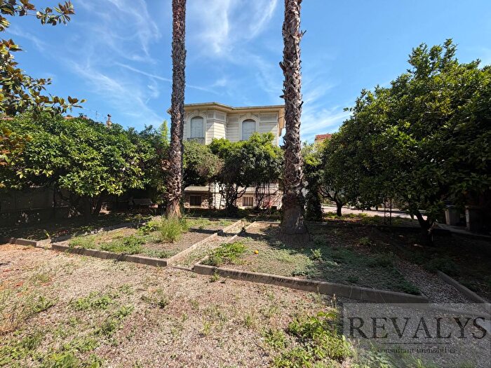 Nice, Chambrun : Maison 5 pièces à vendre