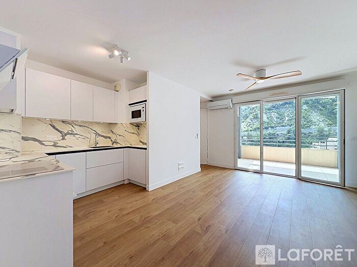 Carei-Monti, Menton - Appartement 2 pièces à louer