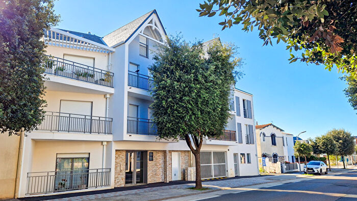 Appartement à vendre - Les Sables-dOlonne, Les Roses, Route du Château dOlonne - 4 pièces - 3 chambres