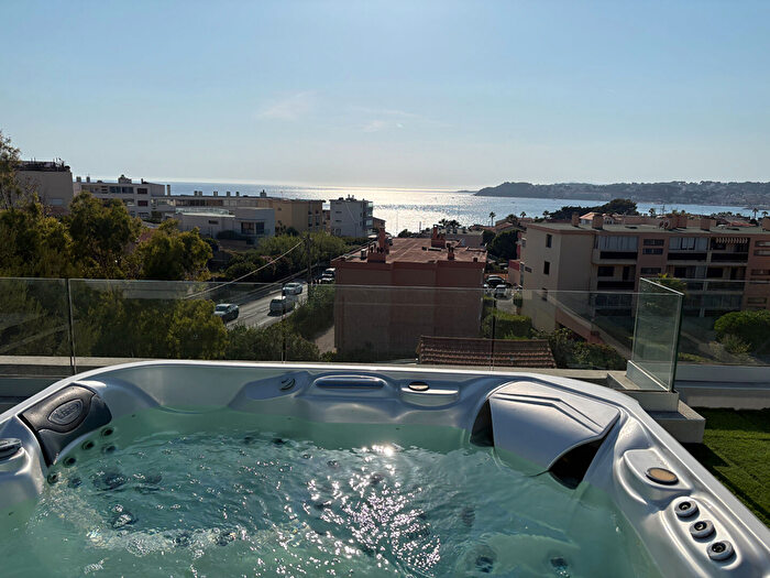 Six-Fours-les-Plages, Les Lones, Bucarin, Fort, Les Playes : Appartement 6 pièces à vendre