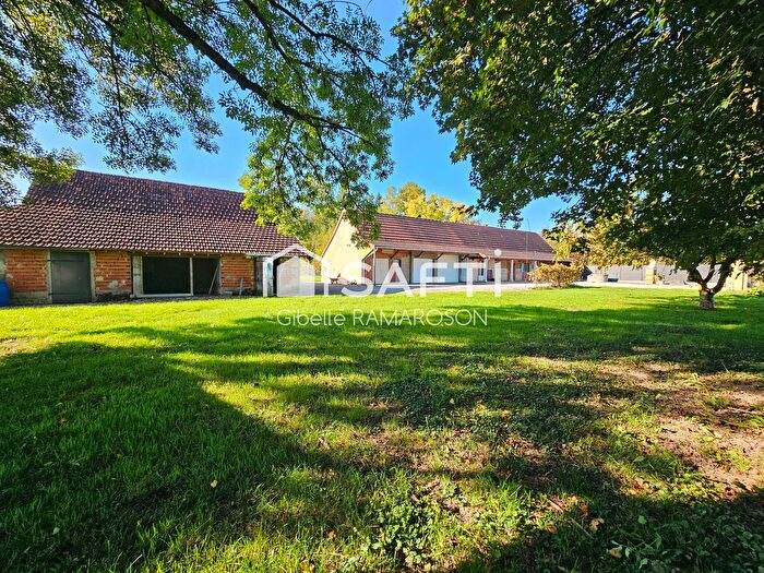 Maison à vendre - Saint-Germain-du-Bois - 5 pièces - 3 chambres