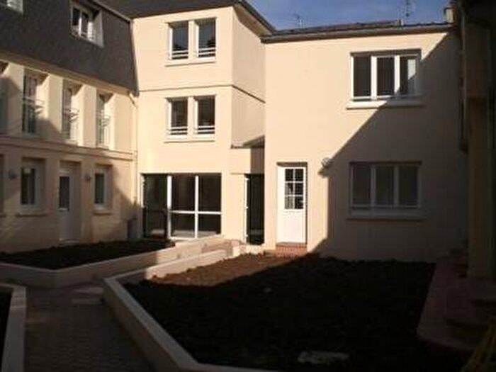 Appartement à louer - Saint Marc-Croix de Pierre-Saint Nicaise, Rouen - 5 pièces - 3 chambres