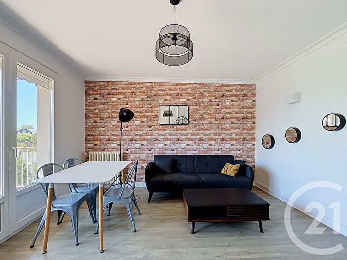 Appartement 4 pièces à Angers, Roseraie, à vendre