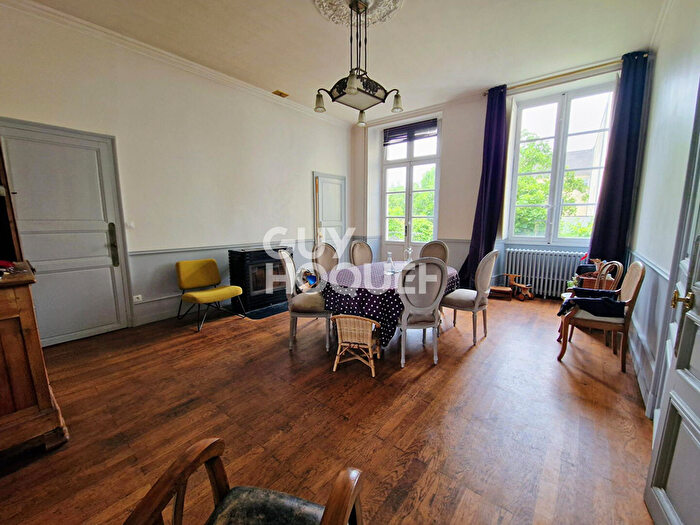 Château-Gontier - Maison 8 pièces à vendre