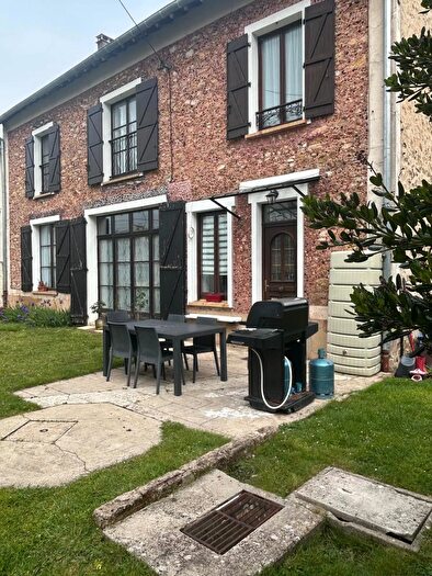 Maison 7 pièces à Moisenay, à vendre