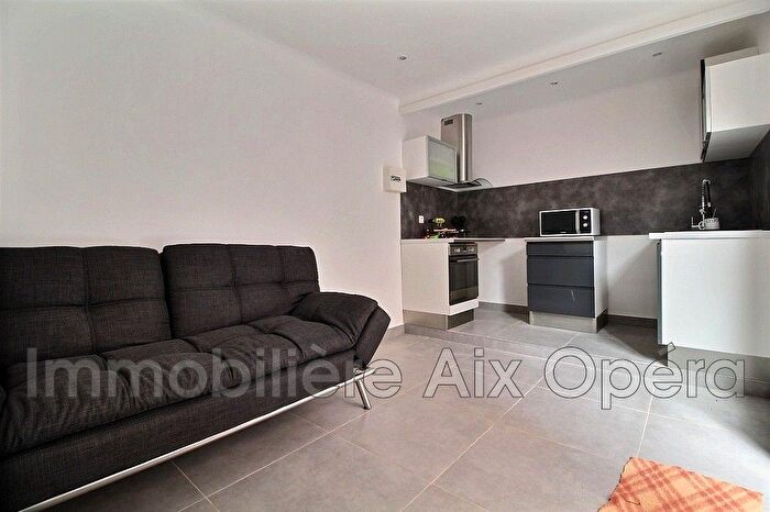 Appartement à louer - Aix-en-Provence, Centre-ville - 2 pièces - 1 chambre