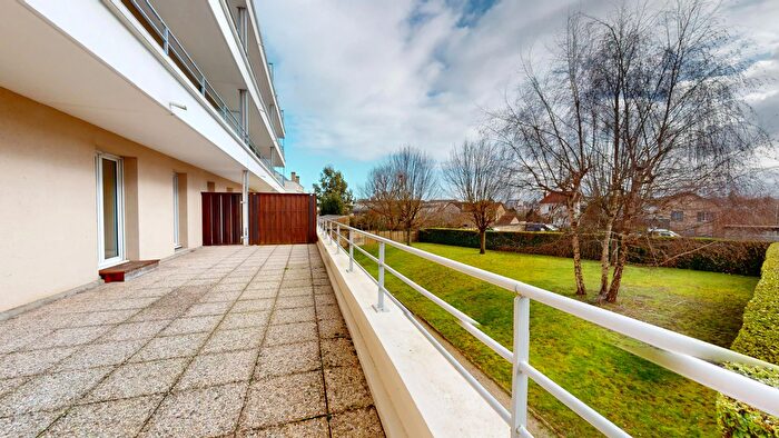 Appartement à vendre - Mainvilliers - 4 pièces - 2 chambres