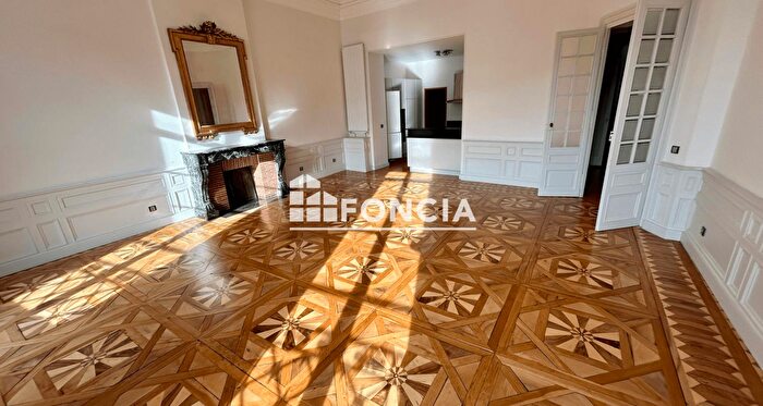 Appartement à vendre - Vienne, Centre-ville - 4 pièces