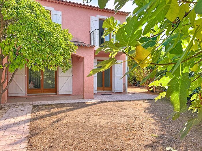 Auribeau-sur-Siagne : Maison 4 pièces à vendre