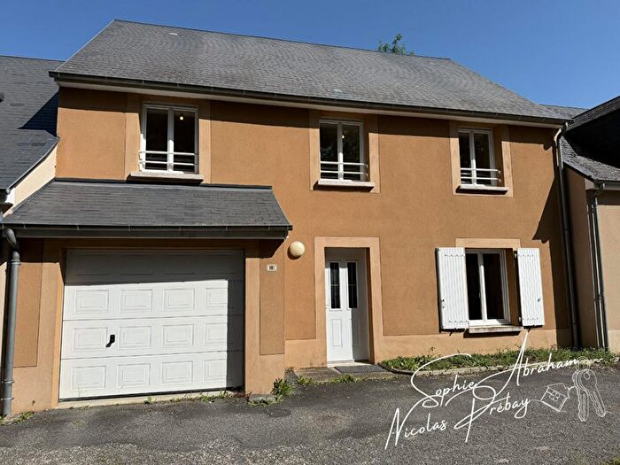 Maison 6 pièces à Toury, à vendre